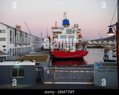 Ship SA AGULHAS II Stock Photo - Alamy