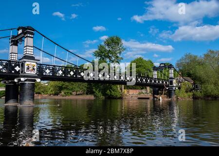 River Trent and Burton Bridge, Burton on Trent, Staffordshire, England ...