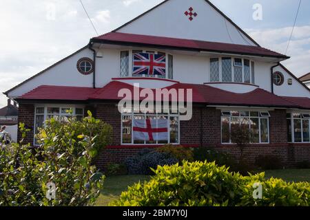 Sidcup, UK. 07th May, 2020. Welling and Sidcup, Kent, England. Banners ...