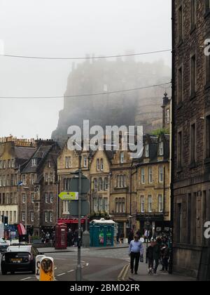 A busy street in Edinburgh, Scotland Stock Photo - Alamy