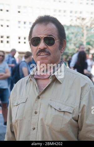 IM BILD: Kiez-Legende Kalle Schwensen, früher Neger Kalle in den Medien ...