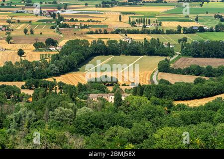 Summer landscape from Citerna, Arezzo, Tuscany, Italy Stock Photo - Alamy