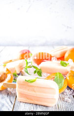 Homemade apricot popsicles, fruity lollypop non-dairy vegan apricot ...
