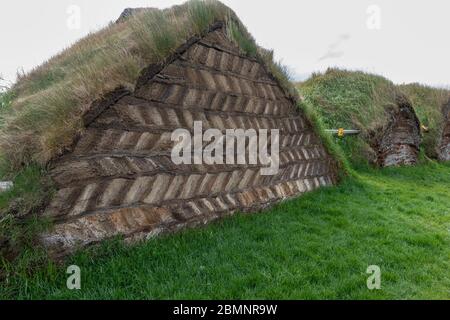 Detail showing the layers of turf at the back of farm buildings ...