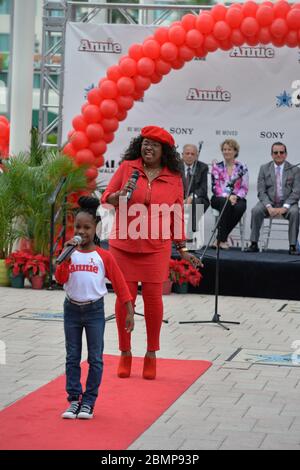 MIAMI-FL, DEC 9, 2014: Cameron Diaz, Quvenzhane Wallis and Jamie Foxx ...