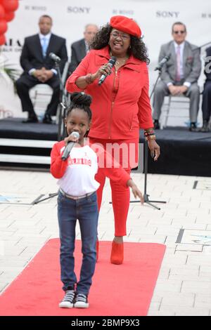 MIAMI-FL, DEC 9, 2014: Cameron Diaz, Quvenzhane Wallis and Jamie Foxx ...