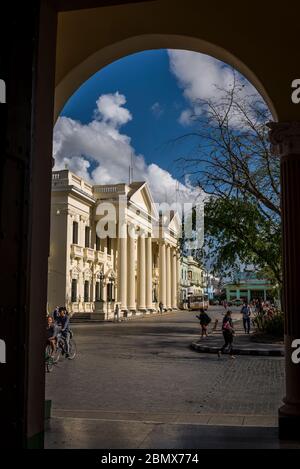 Cuba, Santa Clara, Parque Vidal, Cuban flag hanging from Provincial ...
