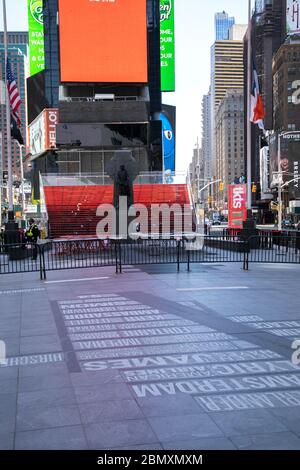 Times Square quiet during coronavirus pandemic Stock Photo - Alamy