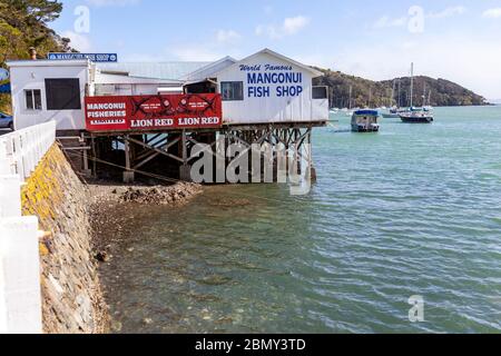 Mangonui Fish Shop, Mangonui, New Zealand Stock Photo - Alamy