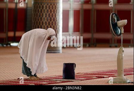 Prayer Hall of the Masjid Negara (National Mosque), Kuala Lumpur ...