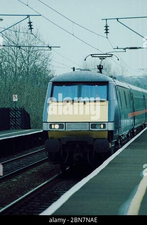 GNER inter city 225, passenger train, in 1997, at Wakefield, Northern ...