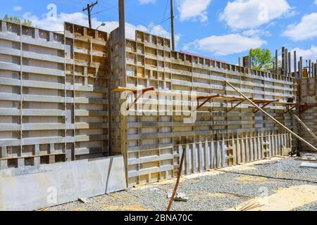 Steel Support Column Temporary Structure Platform Stock Photo - Alamy