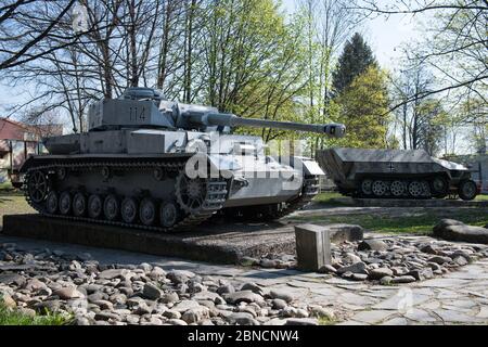 German gray Panzer IV tank Stock Photo - Alamy