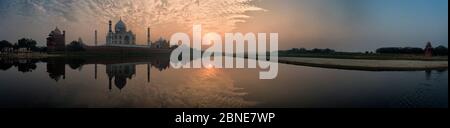 Agra, Taj Mahal, (composite Stock Photo - Alamy