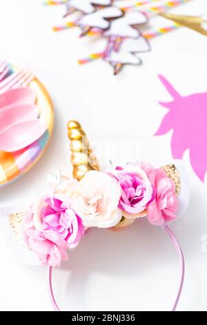 Objects for unicorn themed kids birthday party Stock Photo - Alamy