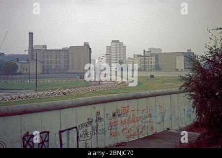 View across the Berlin Wall near Potsdamer Platz, historical photograph ...