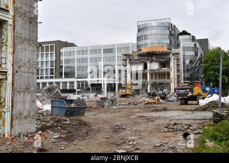 Munich, Germany. 15th May, 2020. Demolition work, demolition of a ...