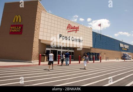 San Marcos, Texas USA, 2012: Exterior of Wal-Mart Supercenter store ...