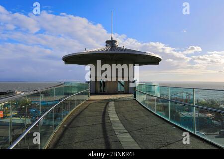 The Pier Hill Lift, Royal Terrace, Southend-on-Sea town, Thames Estuary ...