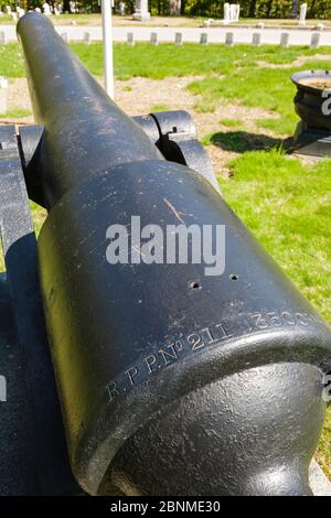 4.2-inch (30-pdr) Parrott rifle in Dover, New Hampshire. The gun was ...