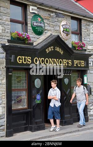 Gus O'Connor's pub at Doolin, County Clare, Ireland Stock Photo - Alamy