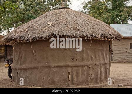 A traditional mud hut with a thatched roof in rural Ethiopia, Africa ...