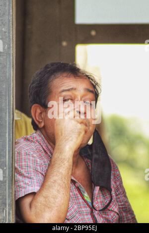 Migrant workers and some stranded students boarded a bus from Delhi to ...
