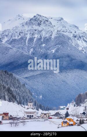 houses in Fundatica village. Brasov county, Romania Stock Photo - Alamy