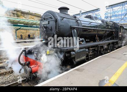 LMS Stanier Class 8F 8151 (British Railways No. 48151) at Carlisle ...