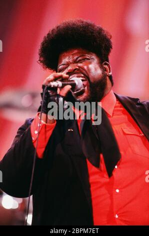 Show - 80er Jahre - Auftritt // 80er Jahre Stock Photo - Alamy