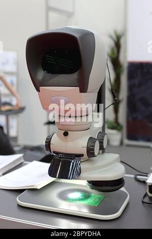 High Productivity Stereo Microscope With Big Display Stock Photo - Alamy