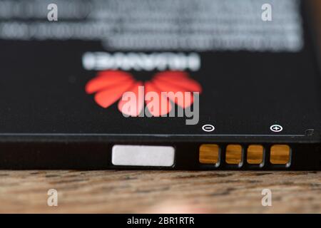 HUAWEI logo on battery Stock Photo - Alamy