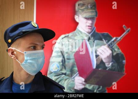 An army conscript undergoes medical examination at the Moscow Stock ...