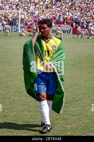 Brazil champions 1994 World Cup, Mazinho with the trophy, Zinho left ...