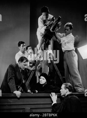 THE KISS, Greta Garbo, Conrad Nagel, 1929 Stock Photo - Alamy