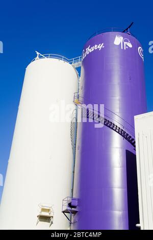 Cadbury chocolate factory Dunedin New Zealand Stock Photo - Alamy