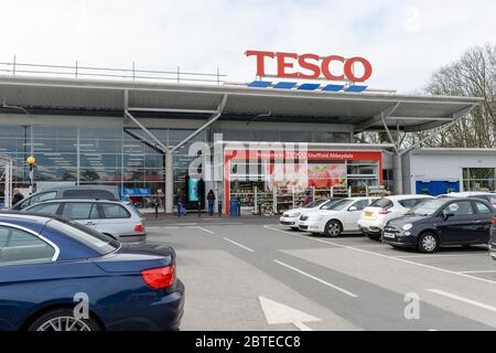 Tesco store at Abbeydale Road in Sheffield Stock Photo - Alamy