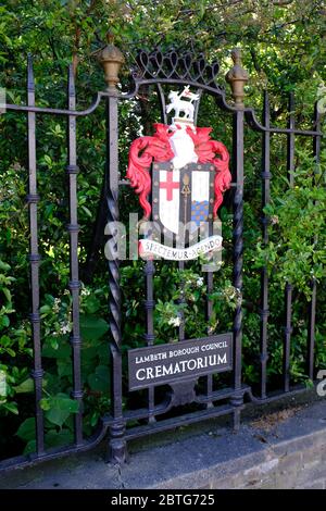 Lambeth Cemetery, Blackshaw Road Tooting - London Stock Photo - Alamy