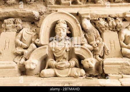 Buddha statues of Jaulian Stupa, Ancient city of Taxila, Jaulian ...