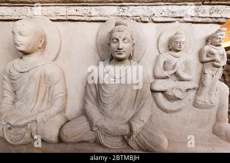 Buddha statues of Jaulian Stupa, Ancient city of Taxila, Jaulian ...