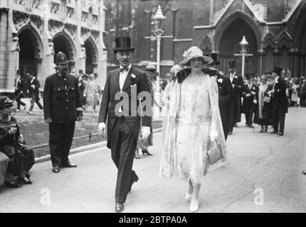 Wedding . The Hon Rosemary Guest , daughter of Viscount Wimborne and ...