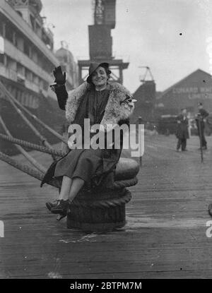 Marie Burke in London . Marie Burke , the film actress , arrived at ...