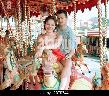 Australian actor Melissa Bell and boyfriend Jason Redlich enjoying the ...