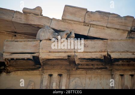 detail of roof of parthenon, athens , greece Stock Photo - Alamy