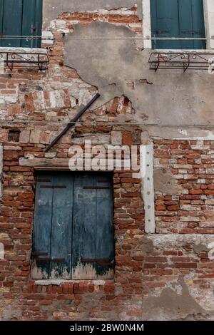 Retro house of red bricks Stock Photo - Alamy