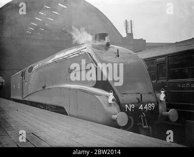 Empire's fastest streamlined train arrives at King's Cross. The first ...