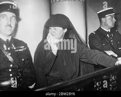 Son murder trial Stock Photo - Alamy