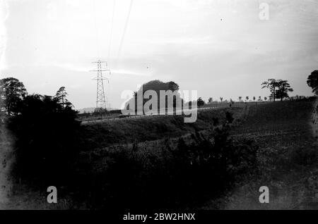 Pylons in Chelsfield, Kent. 1933 Stock Photo - Alamy
