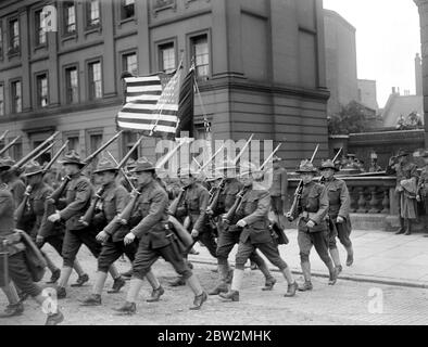 American Troops in London. At Wellington Barracks 15 August 1917 Stock ...