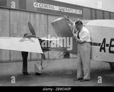 Plane to revolutionise flying , tried out at Croydon . A new type of ...